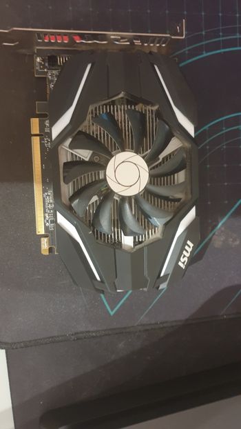 Acheter MSI Radeon RX 460 2 GB 1090-1210 Mhz PCIe x16 GPU