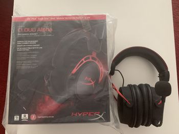 Comprar HyperX Cloud Alpha
