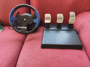 Comprar Volante Thrustmaster T150