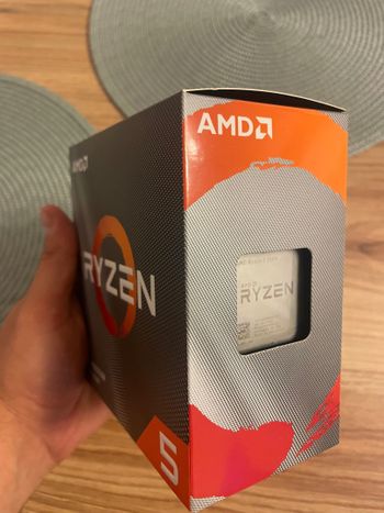 Pirkti AMD Ryzen 5 2600 3.4-3.9 GHz AM4 6-Core CPU