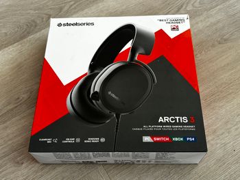 Comprar Steelseries Arctis 5 Wired Gaming Headphones