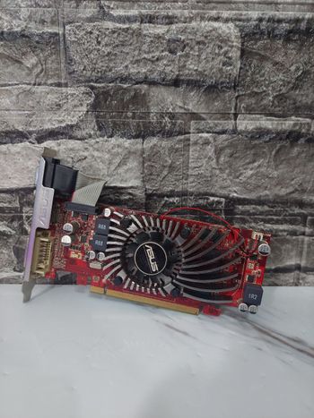 Pirkti Asus Radeon HD 5570 1 GB 650 Mhz PCIe x16 GPU
