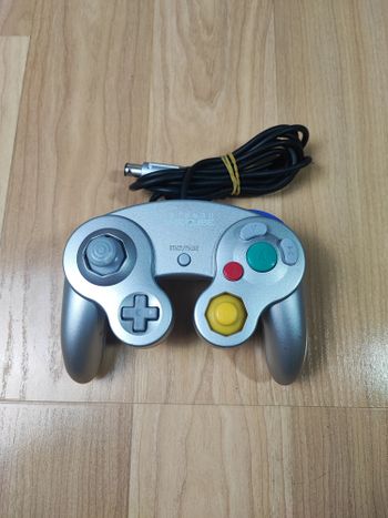 Comprar Mando plateado gamecube original