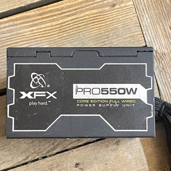 Pirkti XFX XPS-550W-SEW 550W 80 Plus Bronze PSU Maitinimo blokas