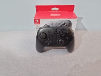 Comprar NINTENDO SWITCH PRO-CONTROLLER + CABLE USB