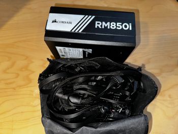 Pirkti Corsair RM850i ATX 850 W 80+ Gold Modular PSU