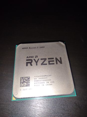 Pirkti AMD Ryzen 5 2600 3.4-3.9 GHz AM4 6-Core CPU
